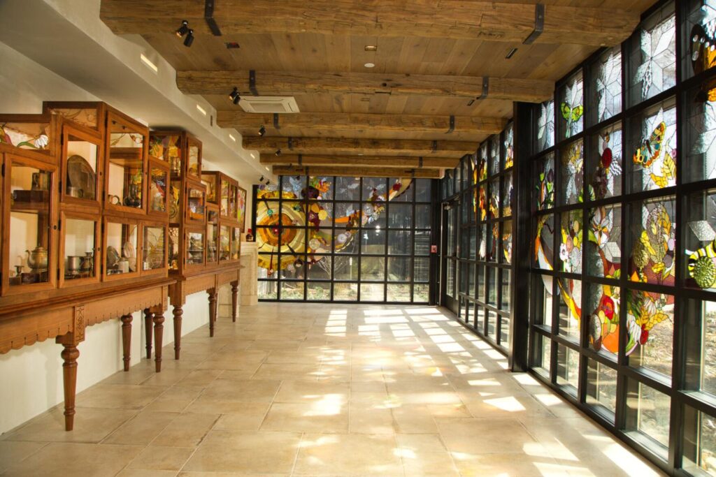 Maker's Mark Opens Margie Samuels Exhibit | The Daily Pour
