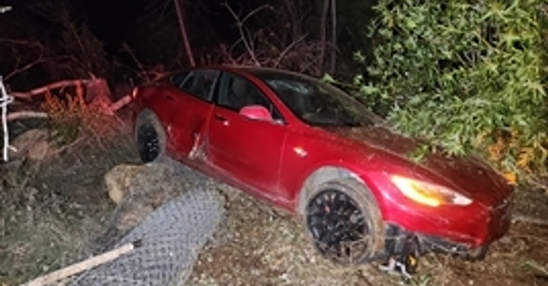 Tesla Autopilot Didn’t Prevent Drunk Driver Crash, Man Arrested for DUI ...