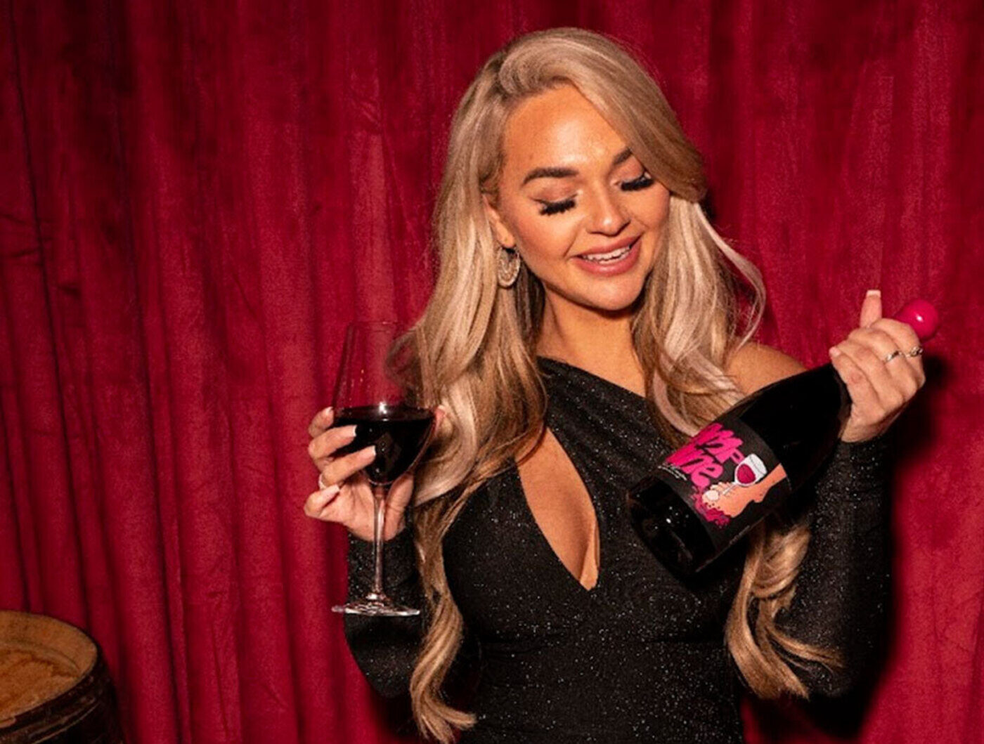‘Little Bit of My Foot Is in Every Bottle’: Foot Fetish Influencer ...