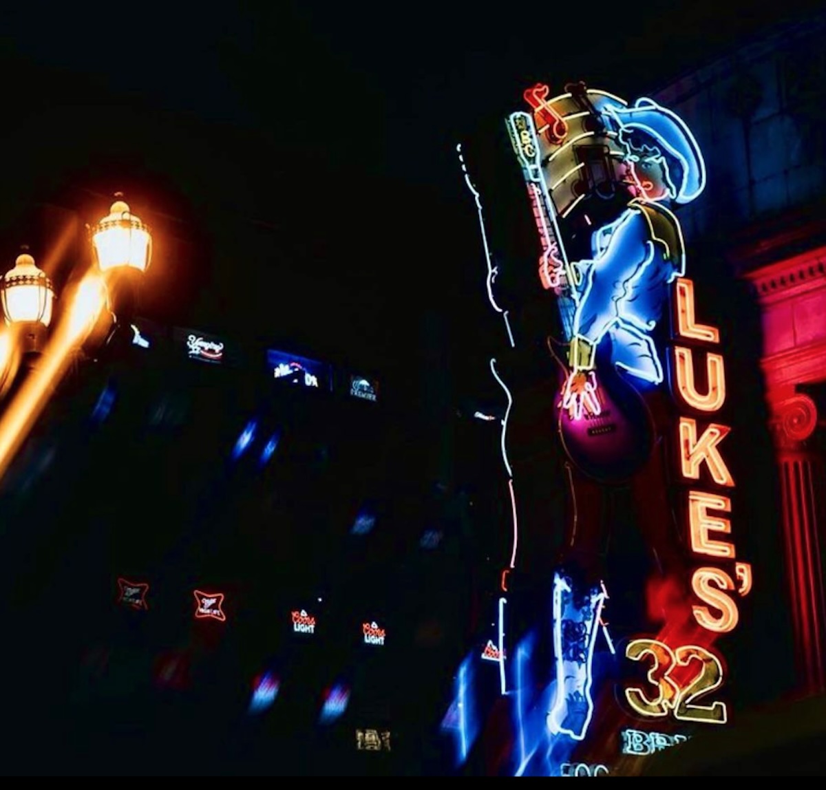 Luke Bryan’s Bar Under Investigation After Mysterious Disappearance of ...